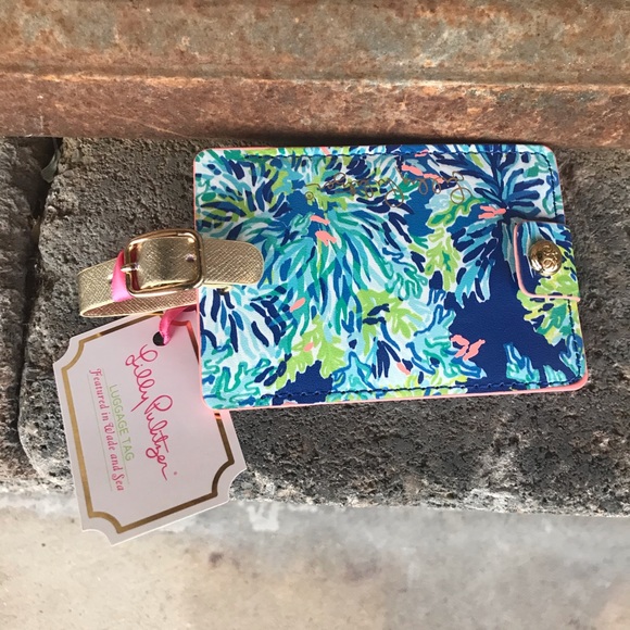 Lilly Pulitzer | Bags | Lilly Pulitzer Luggage Tag Nwt Wade And Sea ...